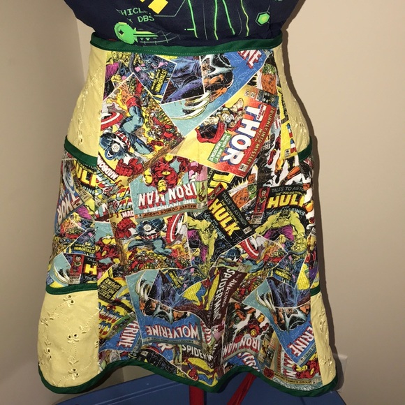 Jenna Shively A&I | Kitchen | Vintage Avengers Comic Apron | Poshmark